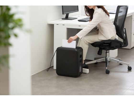 アイリスオーヤマ パーソナルシュレッダー マイクロクロスカット